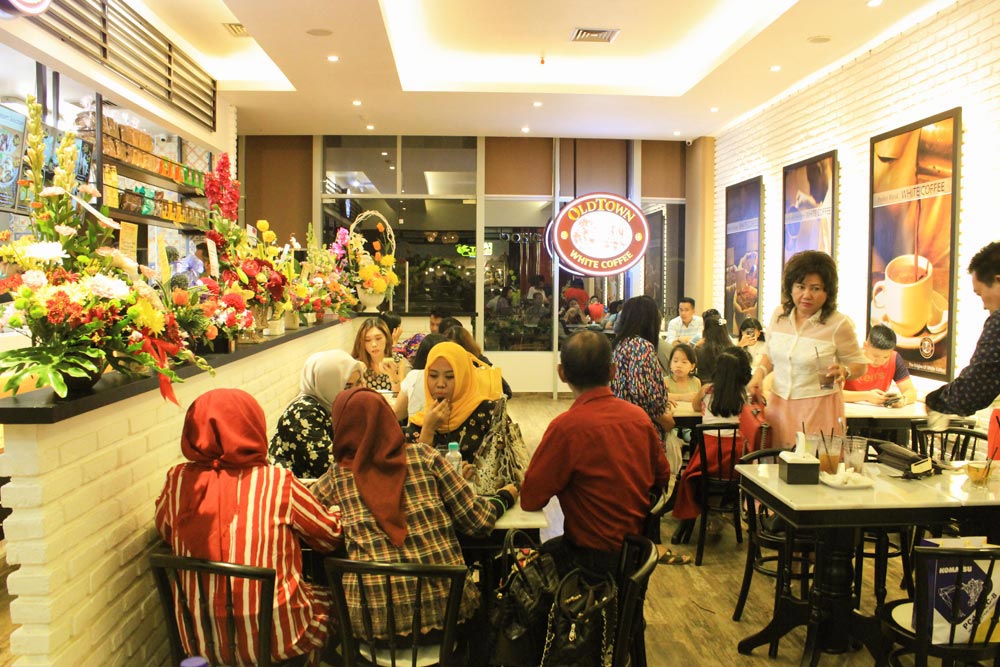 Banyak yang Unik di Phinisi Point Mall ( PIPO Mall ) | Makassar Kuliner