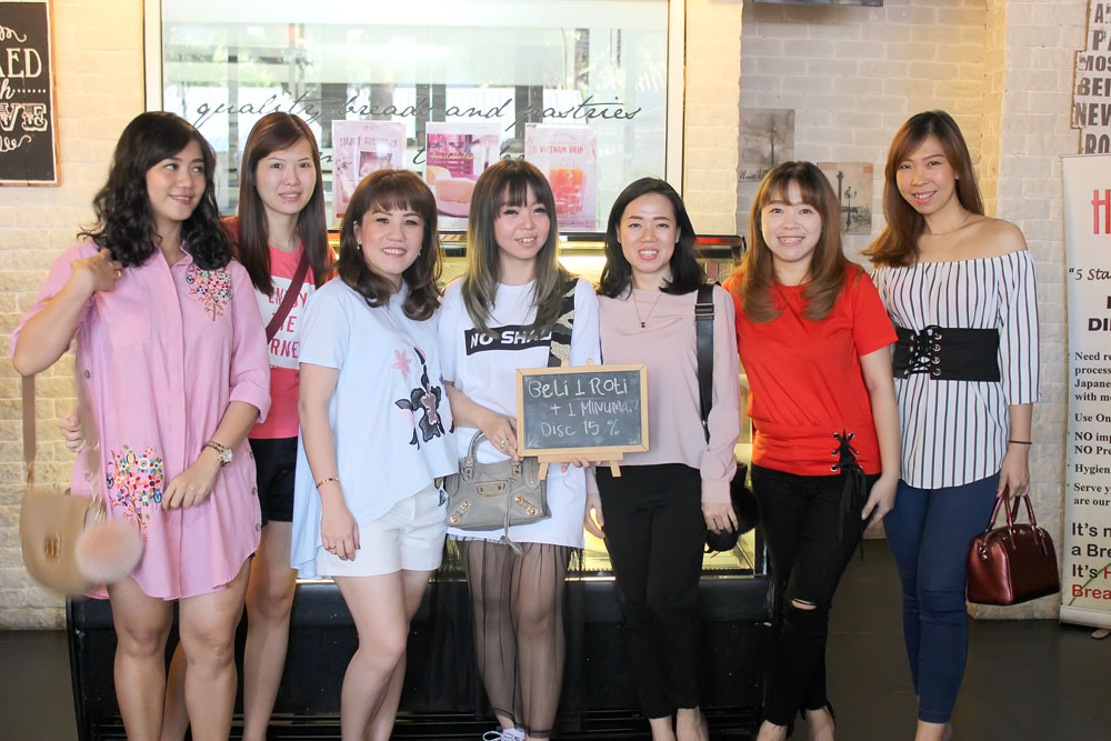 Coffee Talks & Bread Lovers di Hoshi : Kopi Itu Harusnya Manis ...